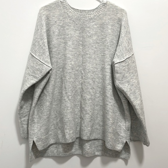 CeCe | Sweaters | Cece Lamour Light Gray Crew Neck Sweater Slit Wrist ...
